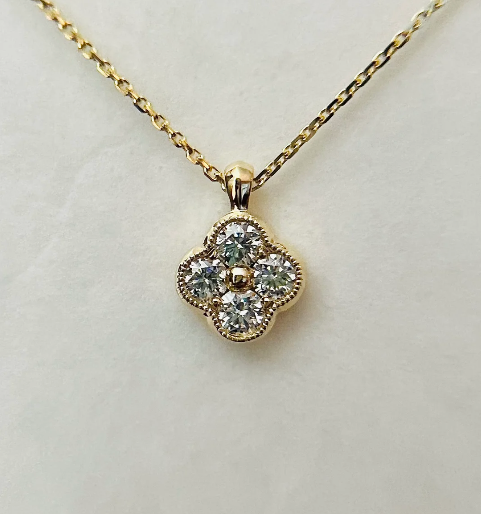 Clover Necklace 14K Yellow Gold set with 0.22 Carats Genuine Round ...